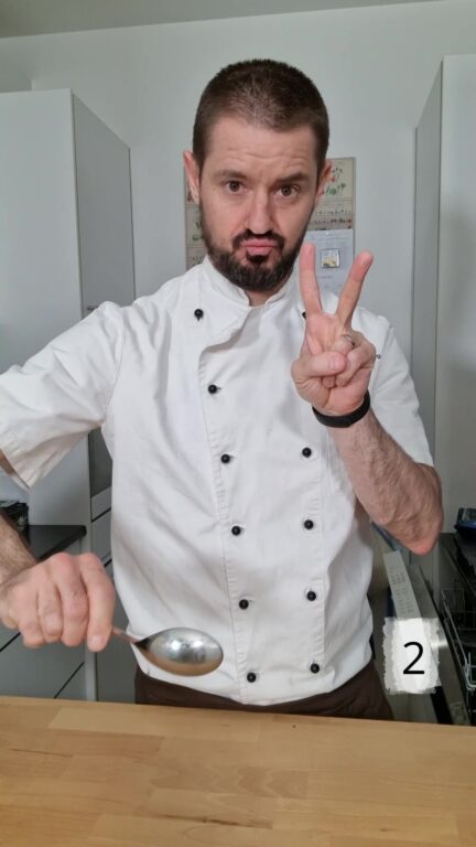 Tutorial: how to make the perfect quenelle